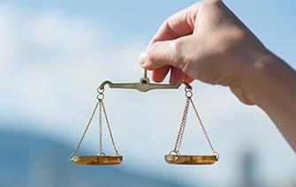 CEA Tech uk - Weighing particles to the nearest attogram