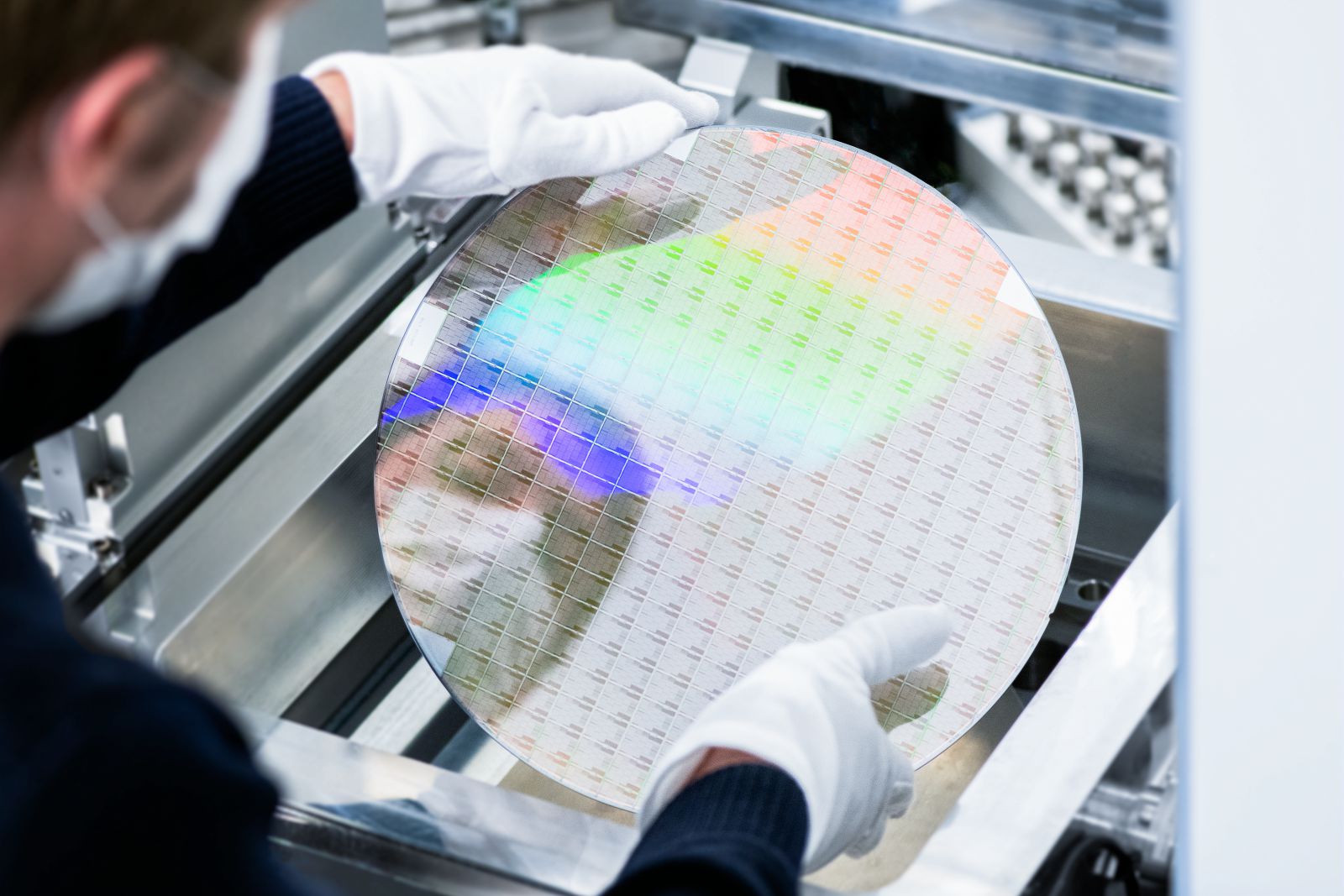 Leti (english) - Path Towards Full Fault-Tolerant Quantum Computing ...