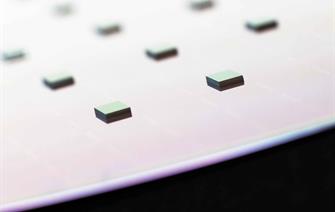 Leti (english) - Advanced Packaging, Performance, power, size, weight ...