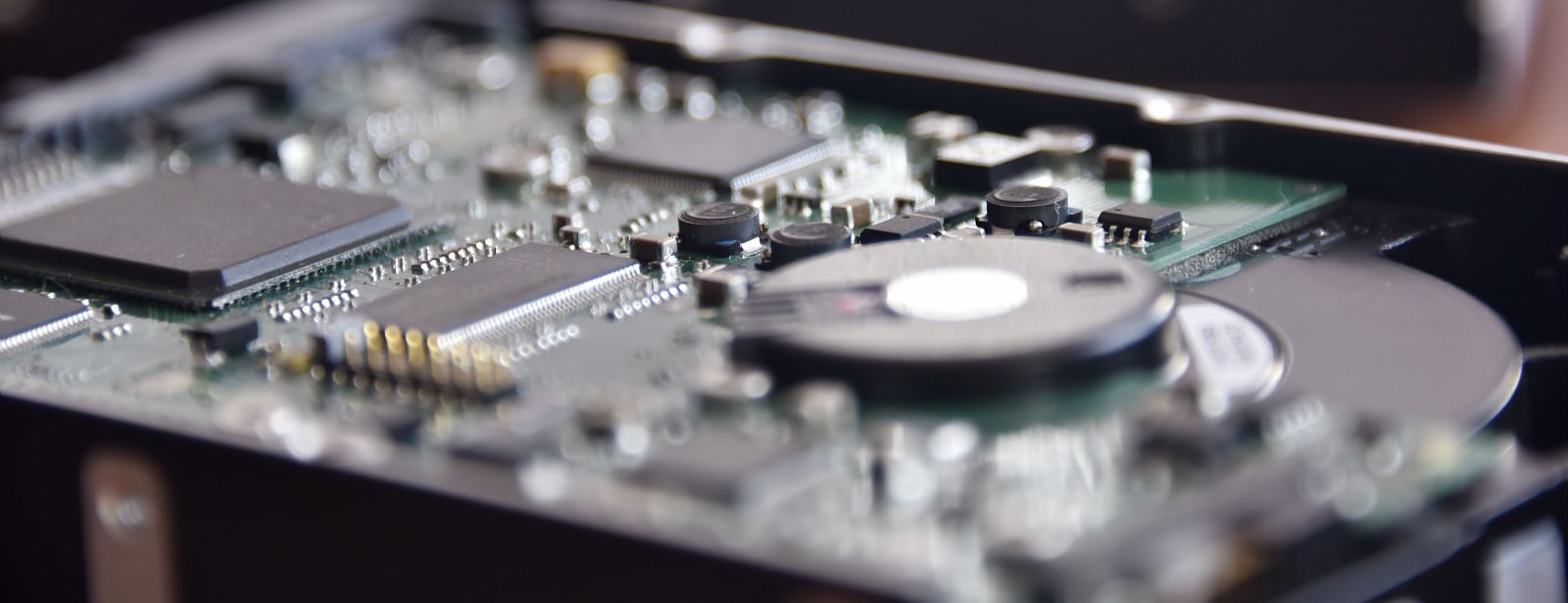 Découvrir & Comprendre - La microélectronique